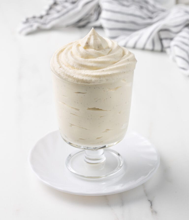 Crème Chantilly (Chantilly Cream) - A Baking Journey